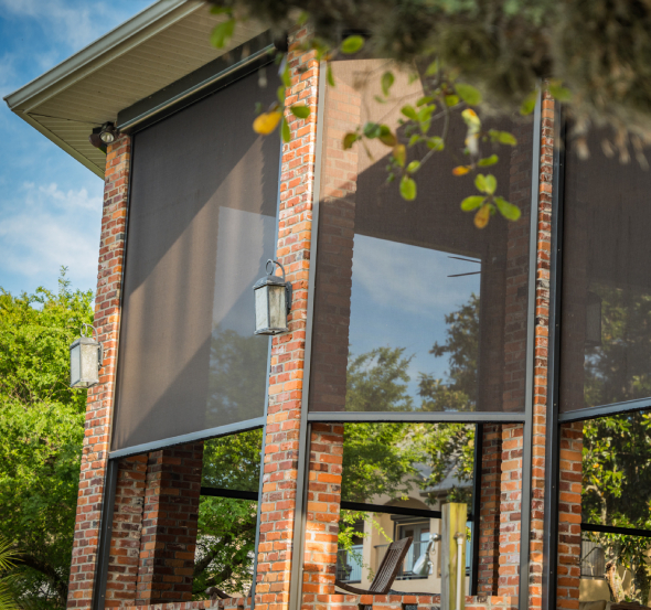 SUNPRO Motorized Retractable Screens